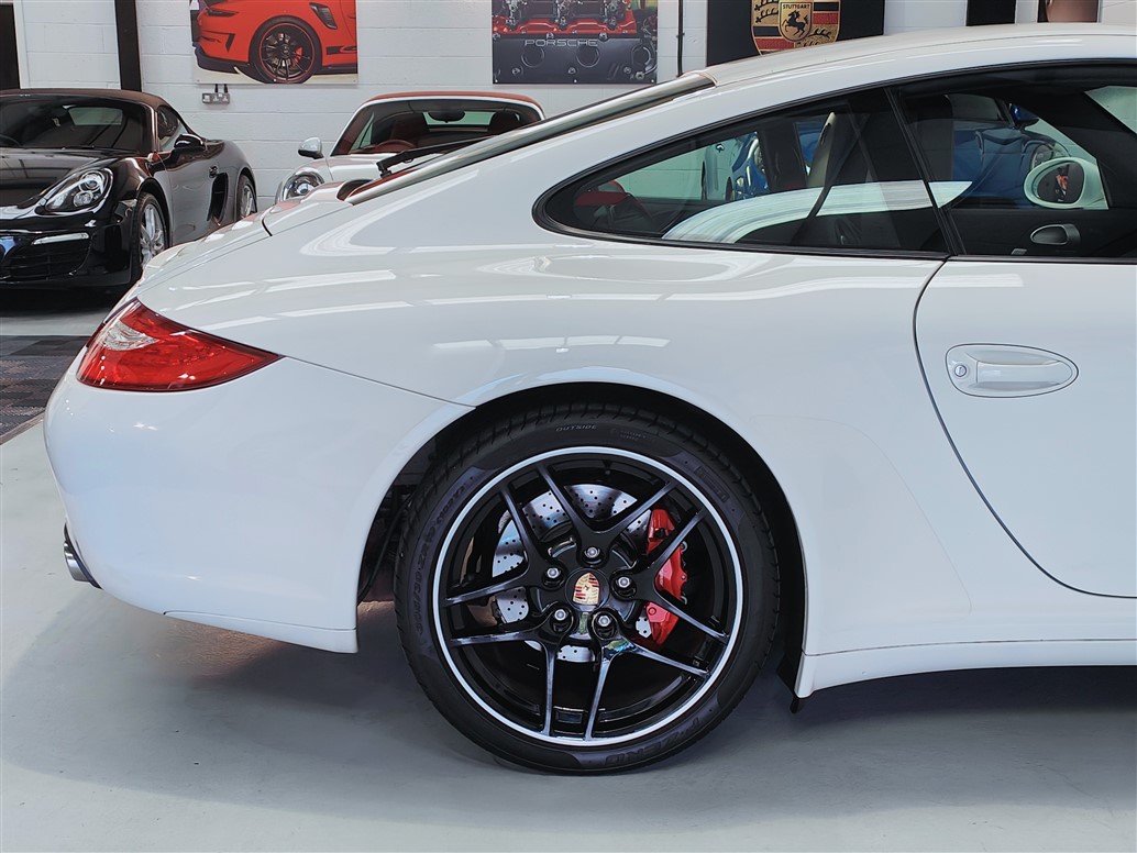 PORSCHE 997 C4S (44) - RPM Specialist Cars